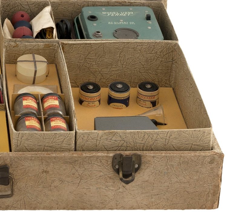 This Atomic Energy Lab kit toy was actually a thing for kids in the 50s ...