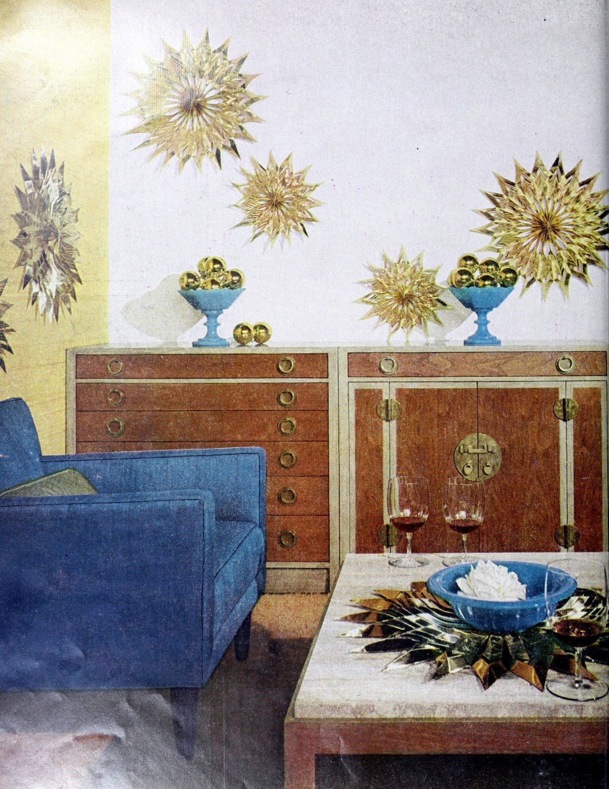 These 26 Christmas wall decorations from the 1950s have a bold mid ...