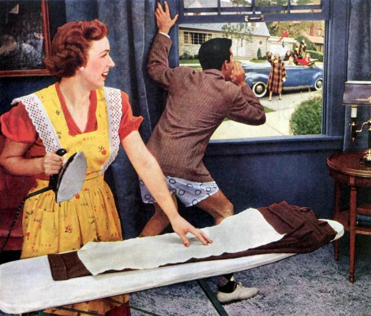 The perfect '50s housewife & her everyday cleaning life - Click Americana