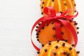 How to make old-fashioned pomander balls with oranges & cloves - Click ...