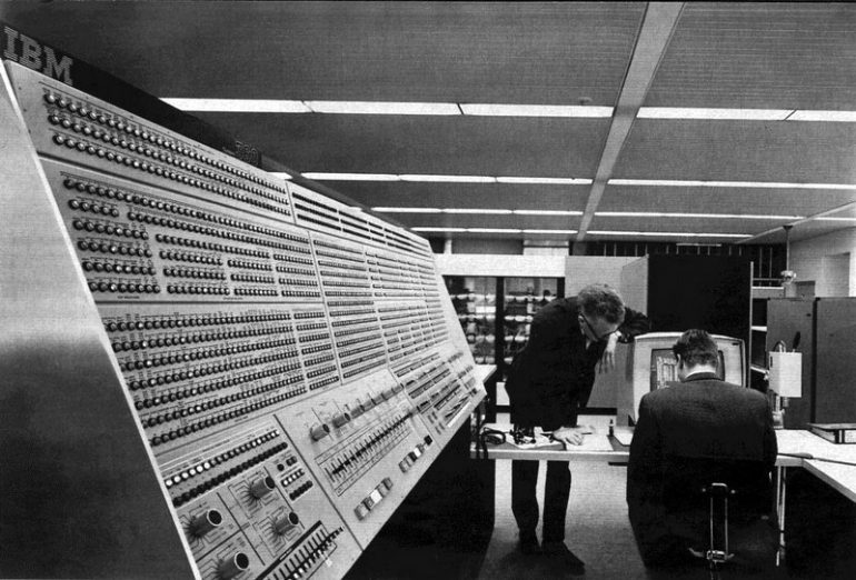 Computers in the 1960s: How the rise of these machines shaped ...