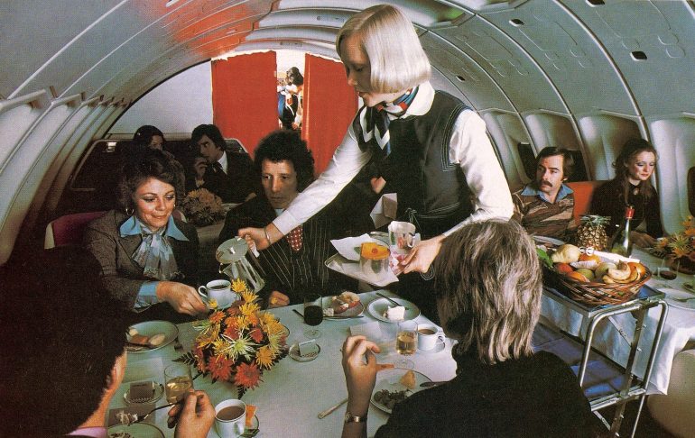 Amazing airline food from the 1950s, 1960s & 1970s: In-flight meals you ...