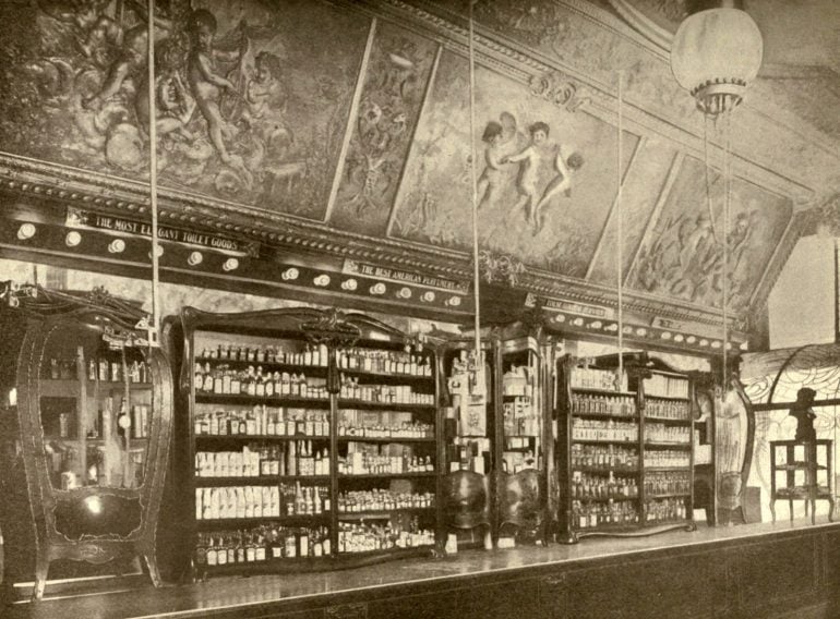 The mind-blowing world of vintage drugstores: 100+ years ago, people ...