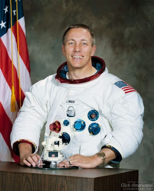 Swigert is the 'swinger' on Apollo 13 crew (1970) - Click Americana