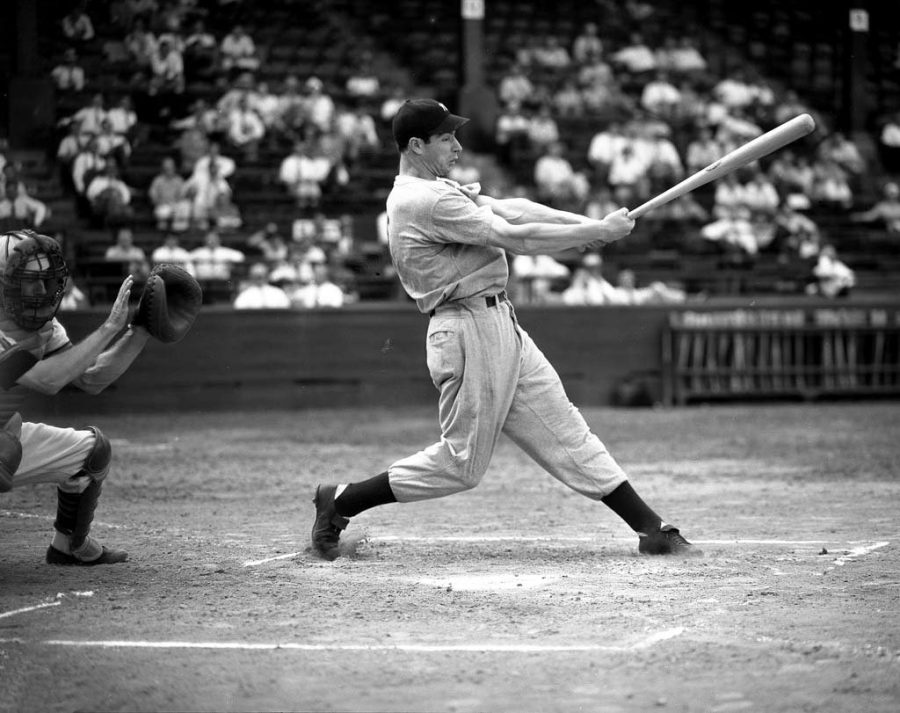 Joe DiMaggio's baseball record: A 56-game hit streak - Click Americana