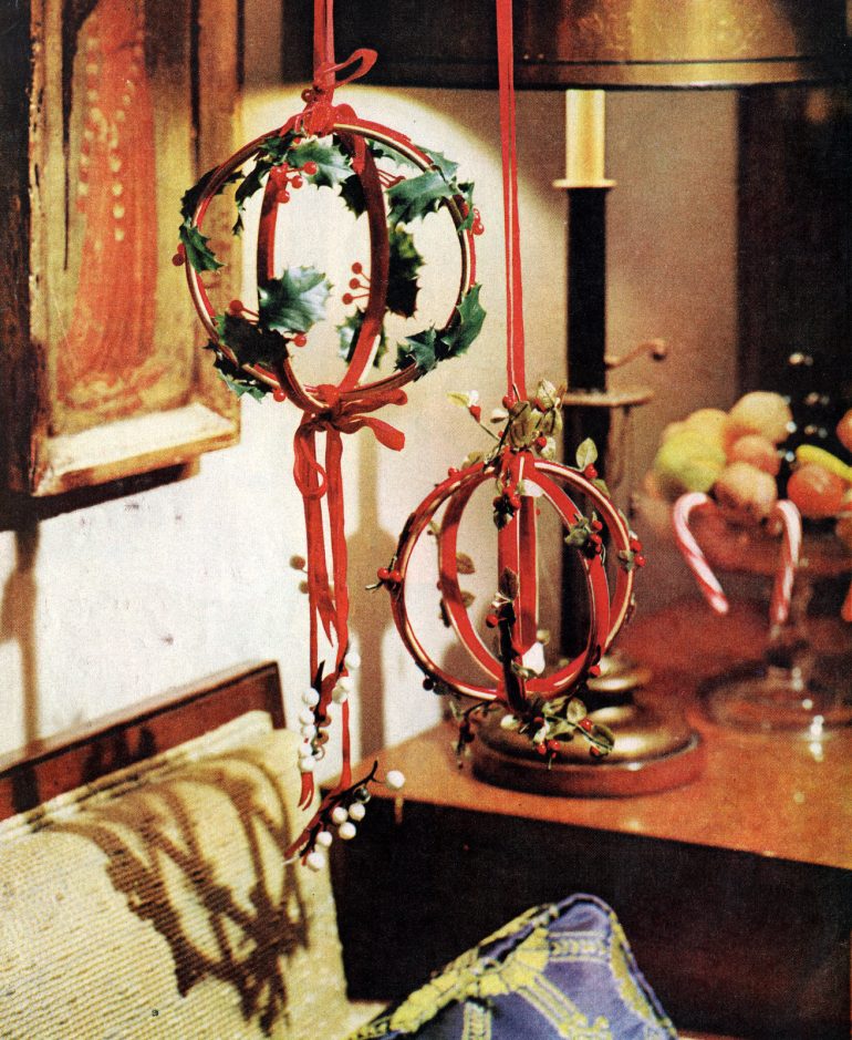 Let these unique 1960s Christmas party decor ideas inspire your modern ...