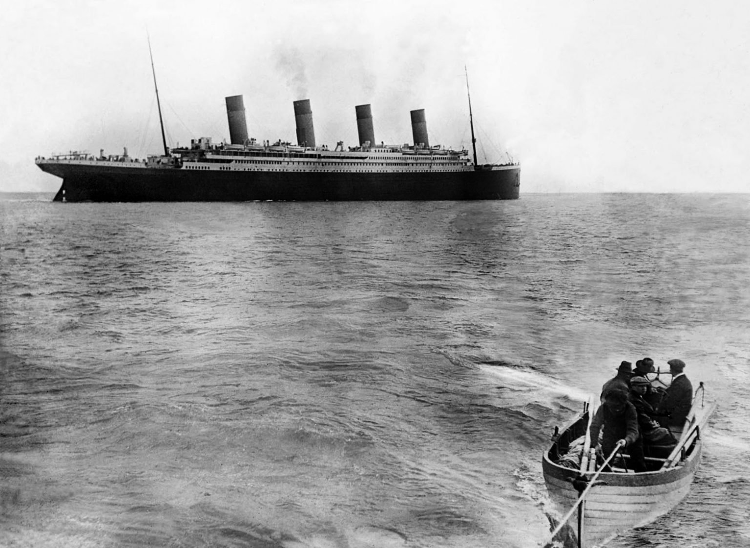 The Titanic's last desperate SOS messages sent as the ship was sinking ...
