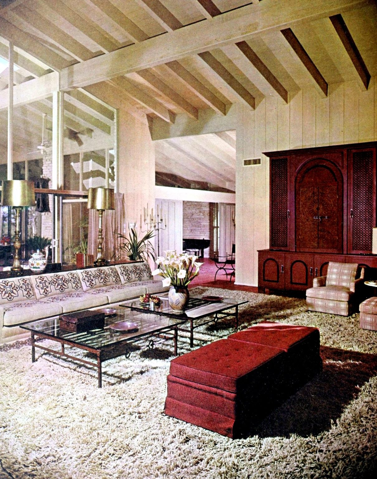 This light & spacious 60s living room had modern & traditional elements ...