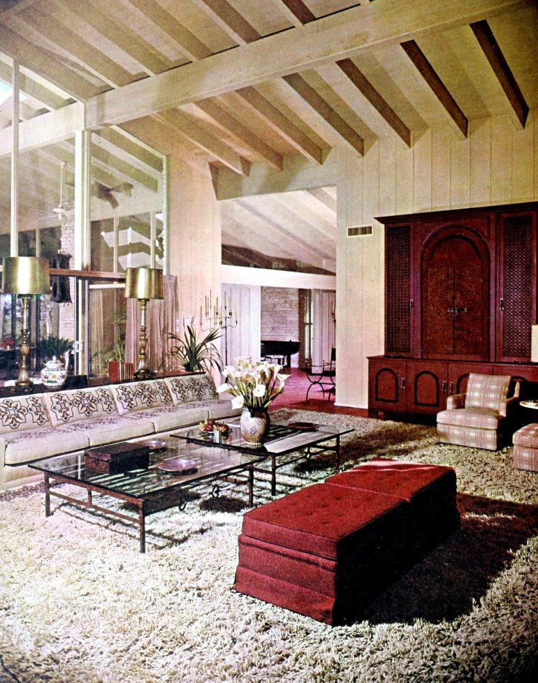 This light & spacious 60s living room had modern & traditional elements ...