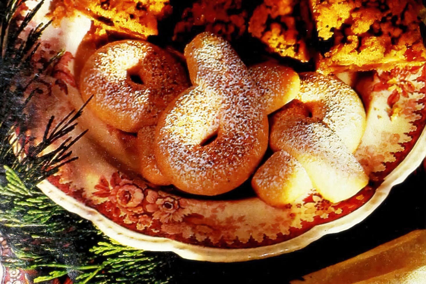 Classic molasses cut-out cookie recipes from the '60s - Click Americana