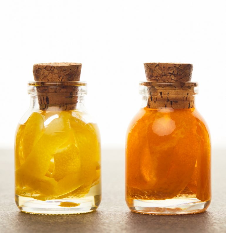 How to make homemade extracts & candy flavoring the old-fashioned way ...