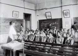 Old school classrooms that show what school was really like in 1899 ...