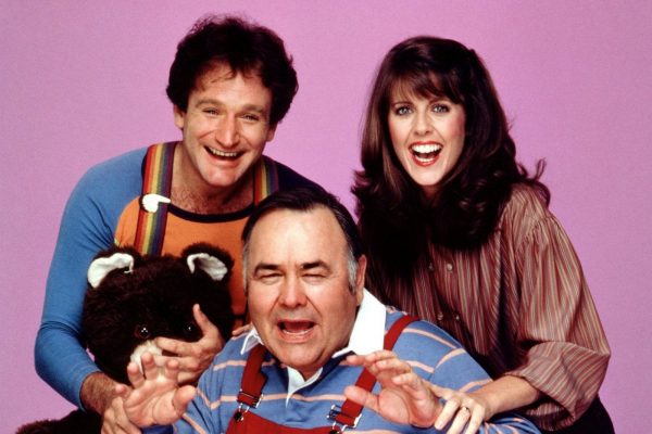 Mork & Mindy: About the TV show, the intro & Mork calling Orson (1978 ...