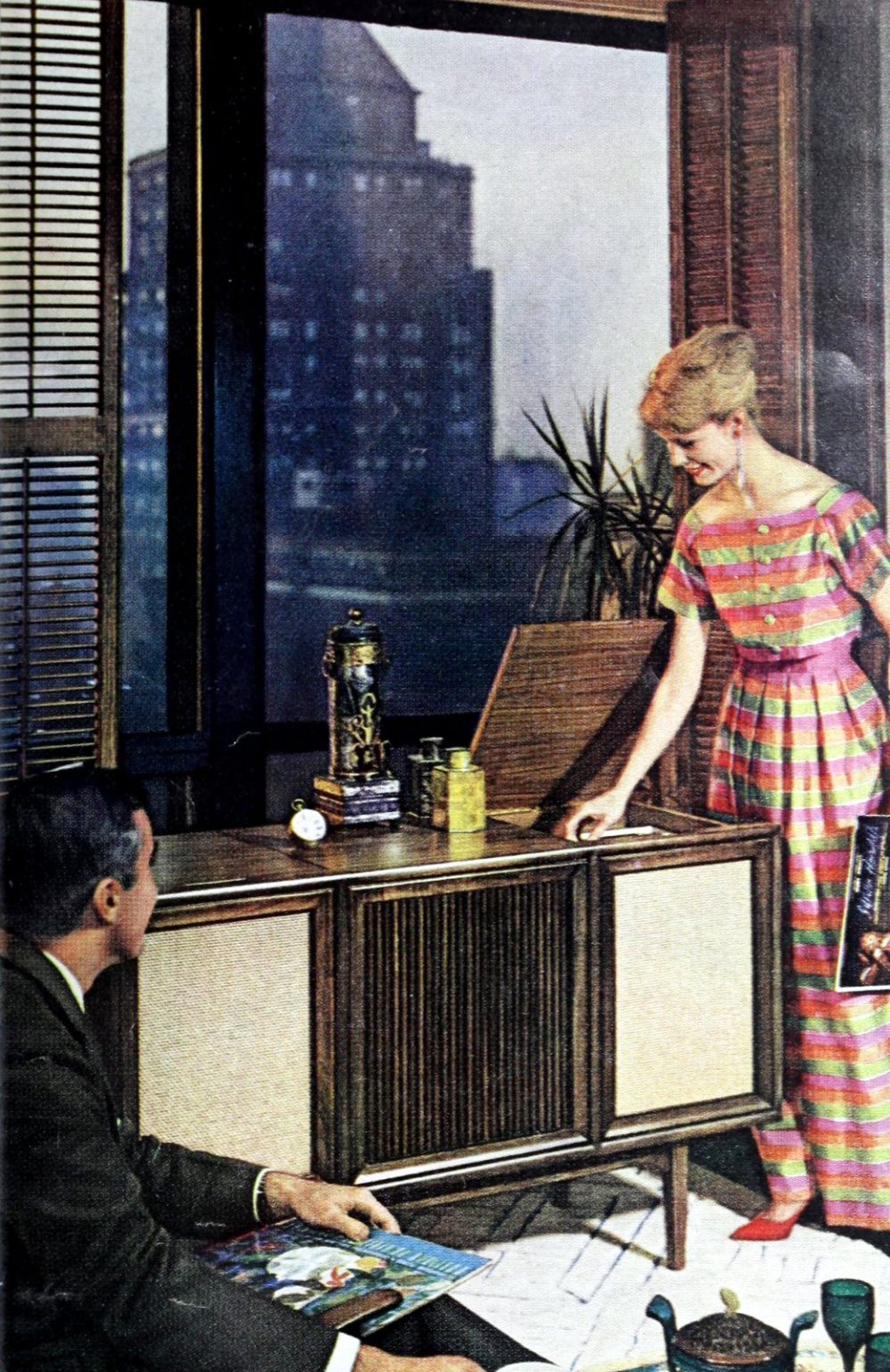 Remember when those huge vintage console stereos were a major trend in ...