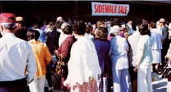 History of Walmart: See what old Wal-Mart stores were like in the 70s ...