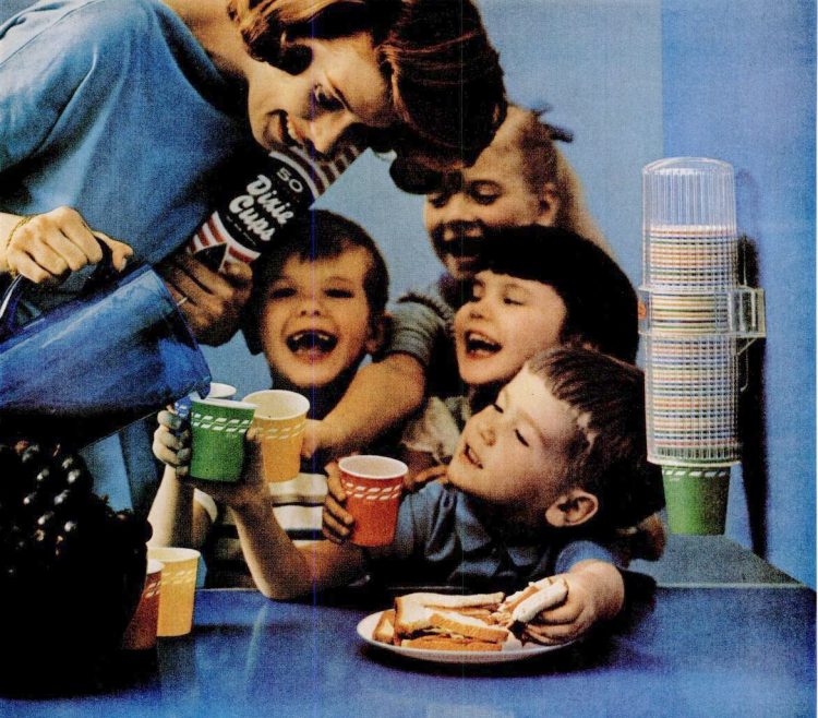 Vintage Dixie cups: See retro designs & dispensers, plus get the ...