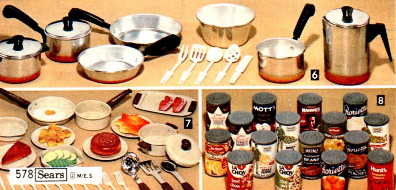 Vintage play kitchens: Toys for budding chefs from the 80s & 90s ...