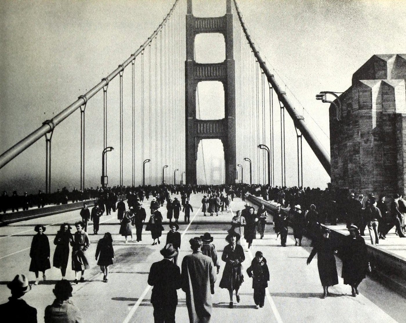 How was the Golden Gate Bridge built? Find out here, plus see photos of ...