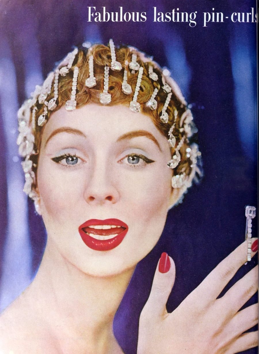 How to create a classy retro hairstyle with pin curls like they did in ...