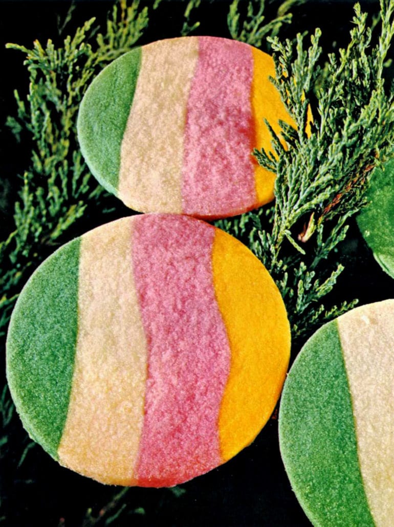 Cute & colorful classic Christmas cookies - Click Americana