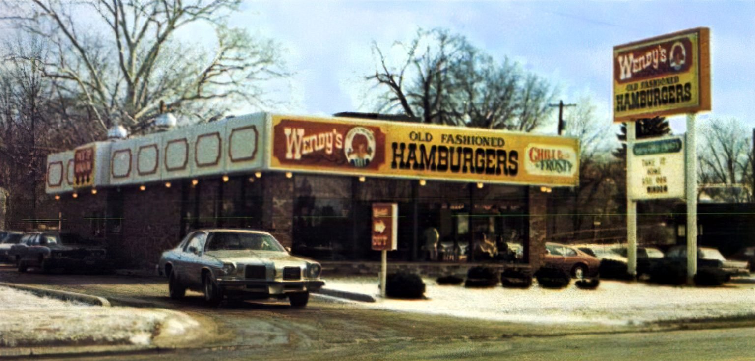 Old Wendy's restaurants: What was on the menu, what they looked like ...