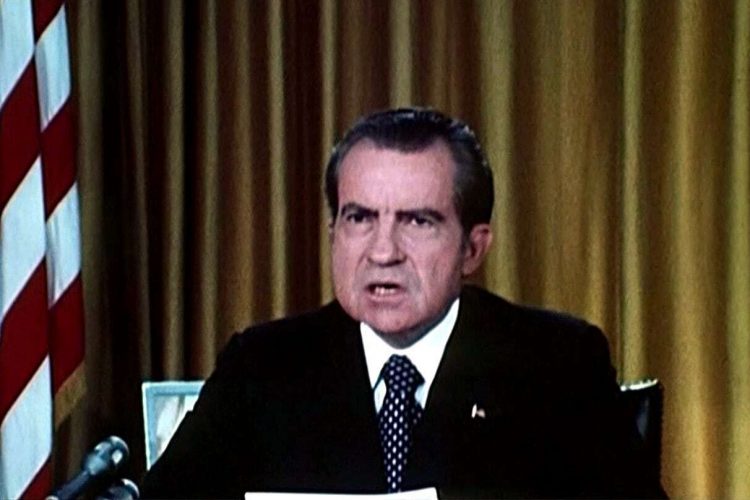 Richard Nixon's first Watergate speech - Text & video (1973) - Click ...