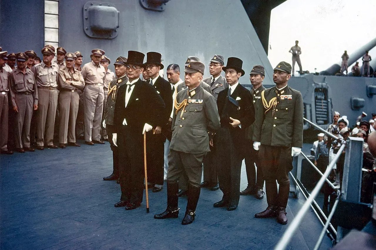 WWII VJ Day celebrations: Victory - and peace - at last after Japan ...