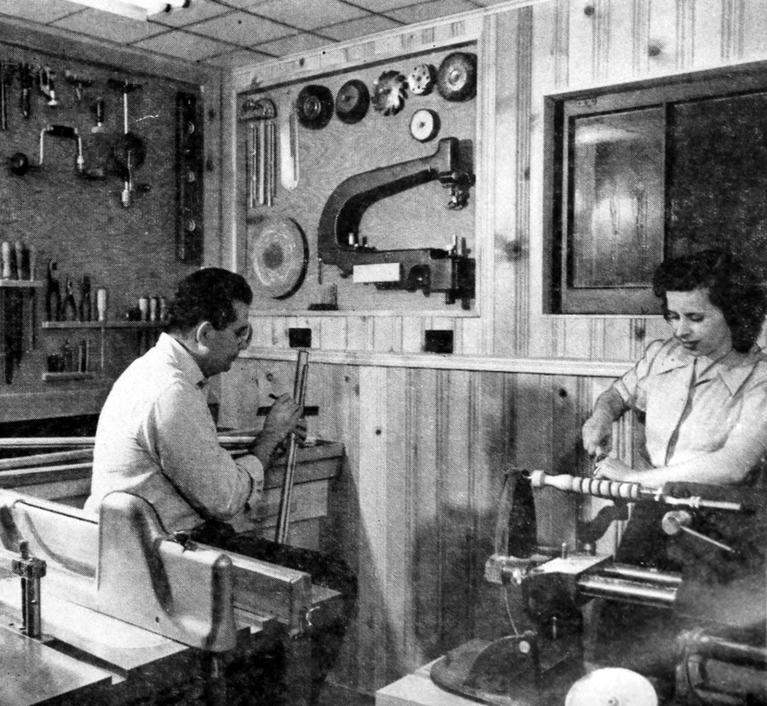 1950s home workshop organization: Inspiring ideas for DIYers that stand ...