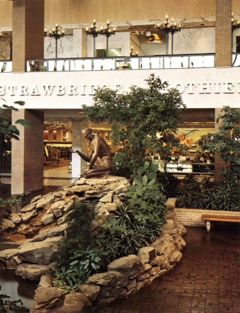 48 vintage malls that were so cool, you'll want to hop in a time ...