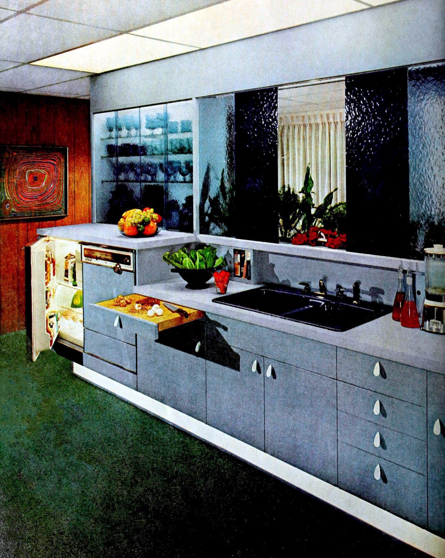 Vintage articles and more in 1960s at Click Americana