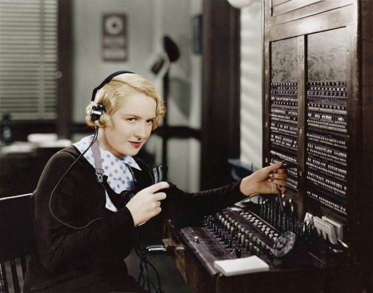 Back in the 1920s, people who had home phones were the big spenders ...