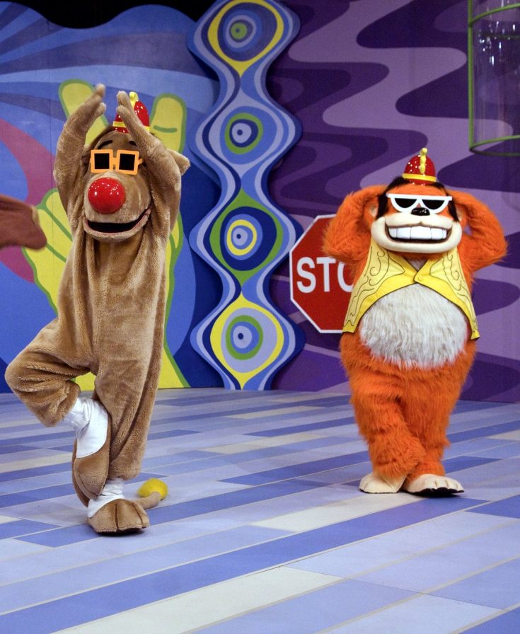 The Banana Splits Adventure Hour intro, theme song, lyrics & more on ...