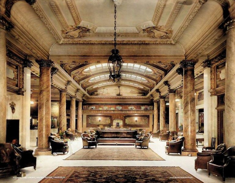 The dazzling lobbies of these 22 historical hotels will take your ...
