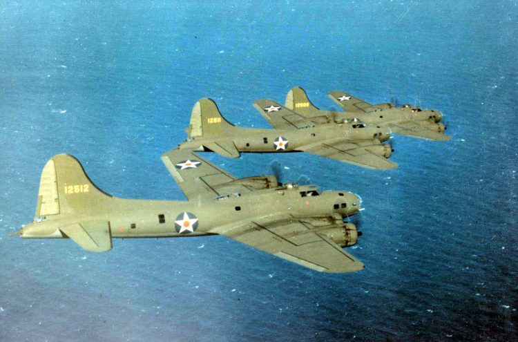 The history of the Boeing B-17 Flying Fortress planes from WWII - Click ...