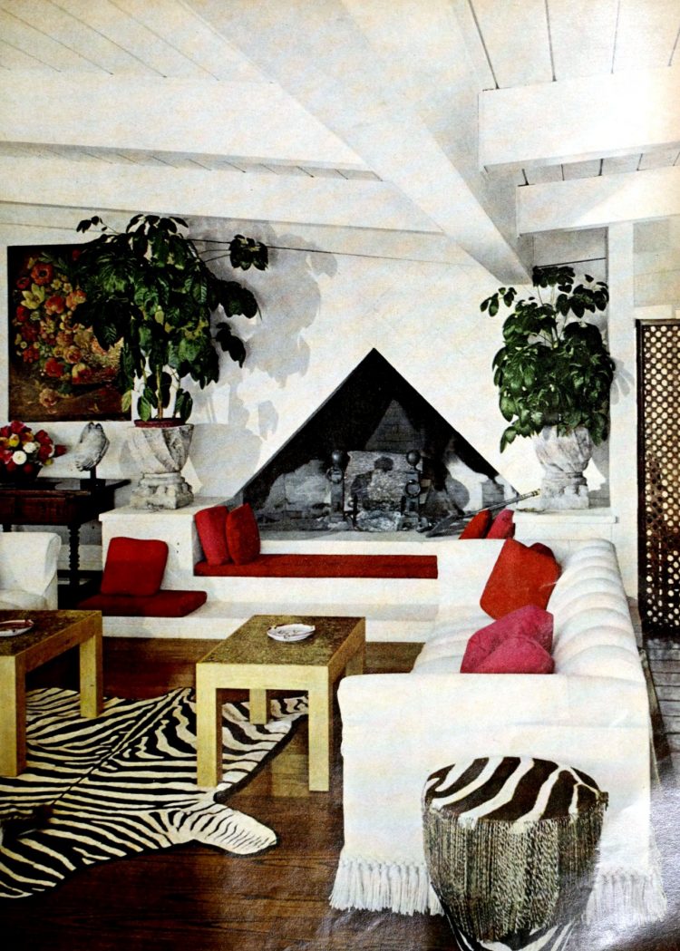 Dramatic wood trusses elevated this rustic living room above the rest ...