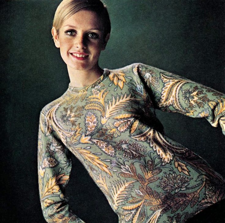 Top '60s supermodel Twiggy known for her big eyes and tiny frame ...