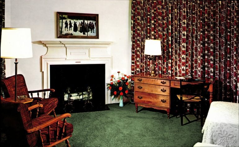 How do old hotel rooms compare to today's? Take a look back at 80 ...