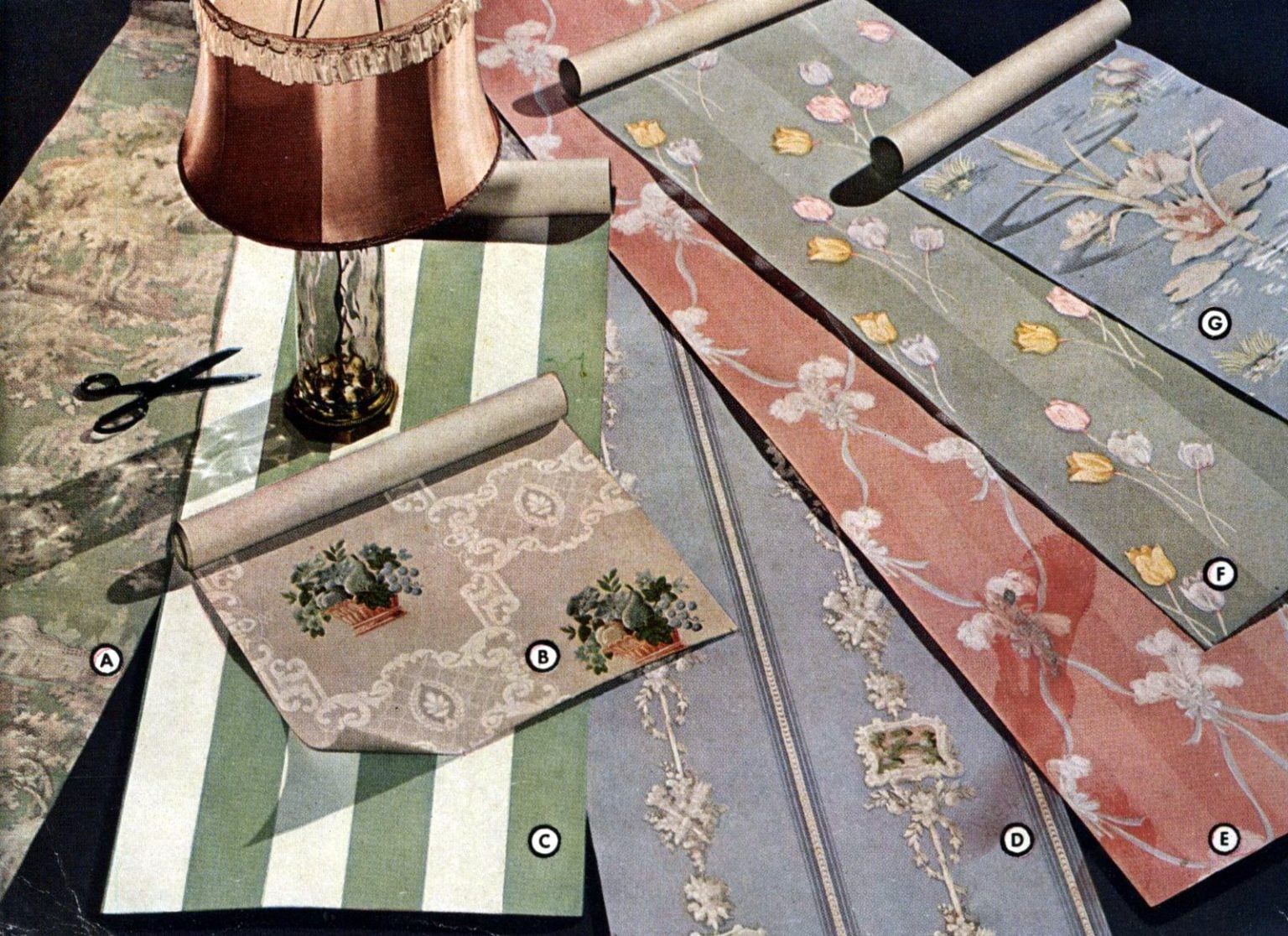 Vintage 1940s wallpaper: See 150 authentic wallpaper samples of popular ...