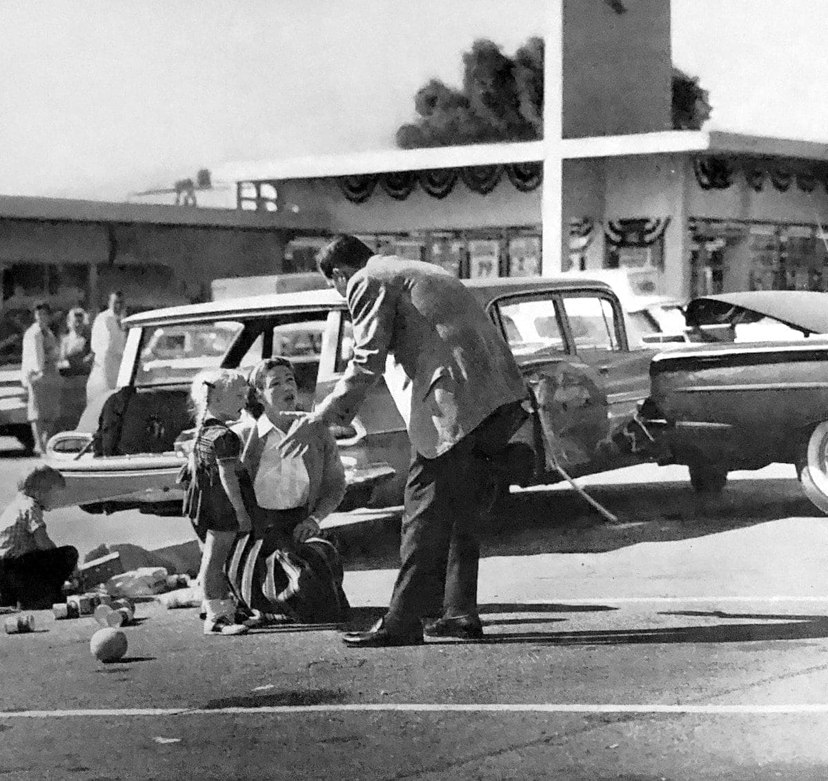 See 35 vintage car wrecks from the days before seat belts & airbags ...