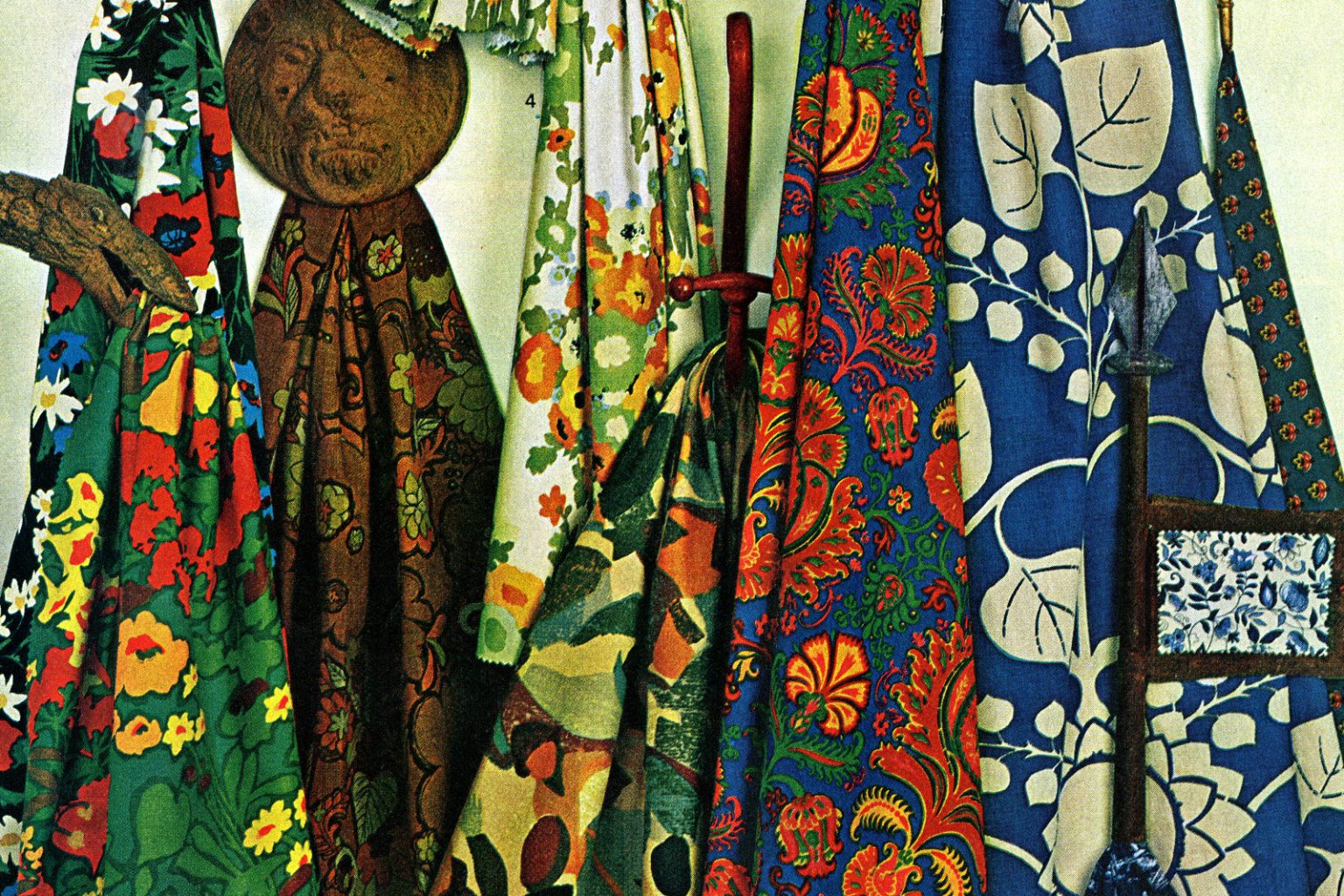 Vintage home decorating fabric styles for the sixties (1965) - Click ...
