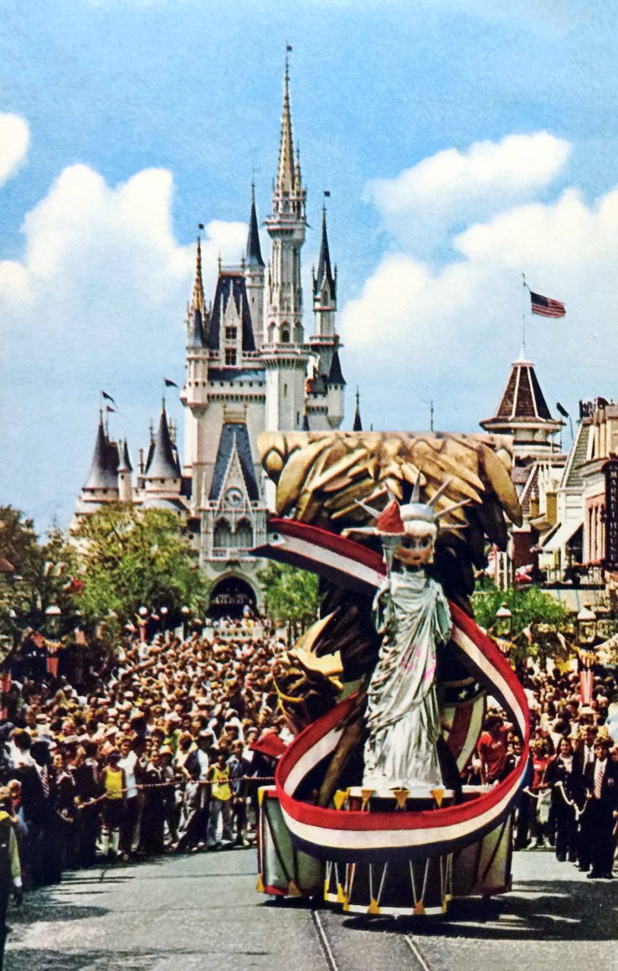 What Walt Disney World was like in when it opened in 1971, after ...