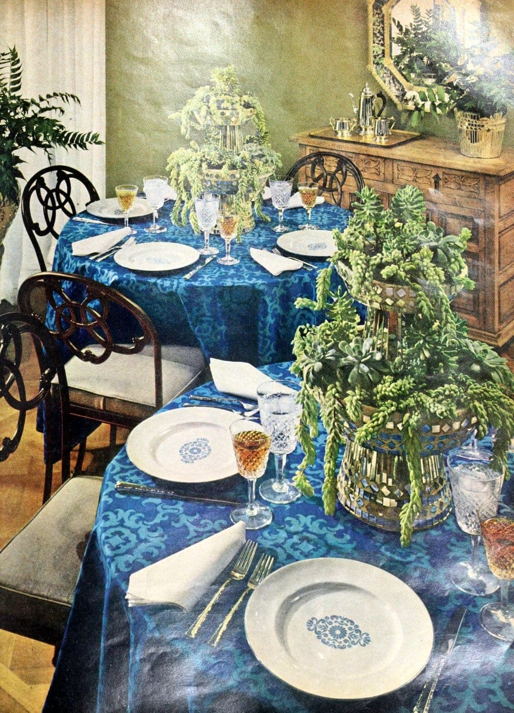 40 vintage centerpiece ideas: Table decor from yesteryear - Click Americana