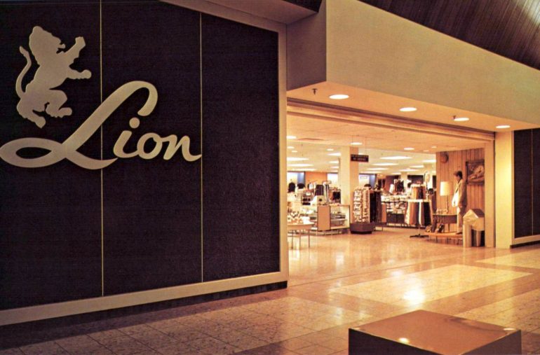 50 old mall stores you probably haven't seen for years (at least not ...