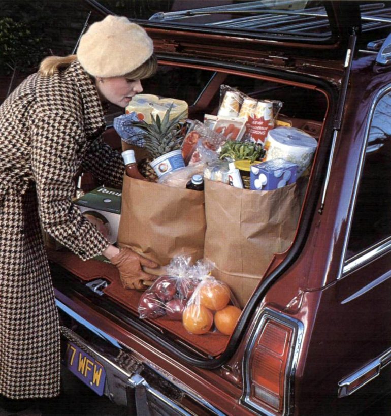 Check out 100 vintage 1970s supermarkets & retro grocery stores - Click ...