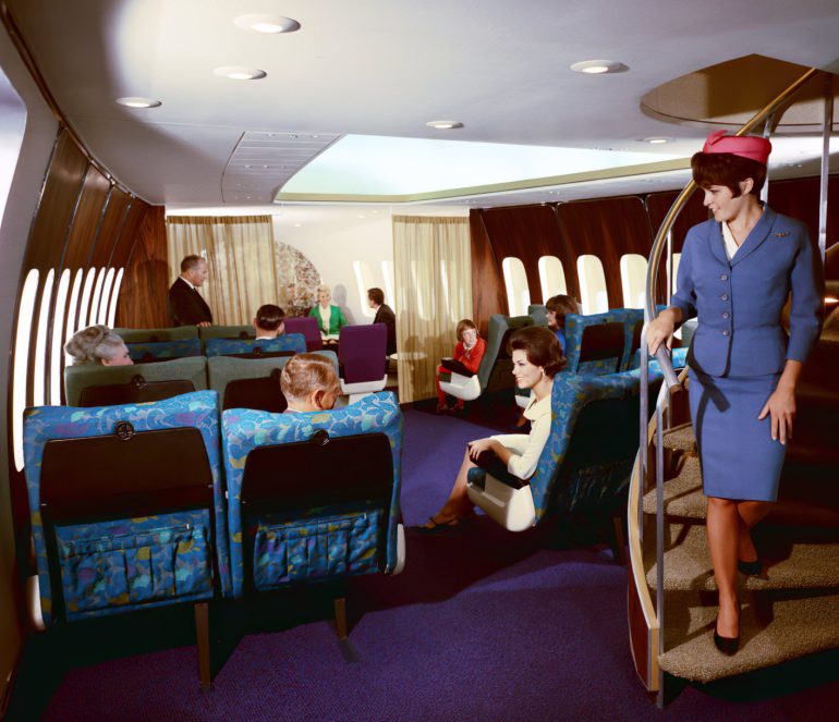 See what first class flights were like from the 1950s to the 1980s ...