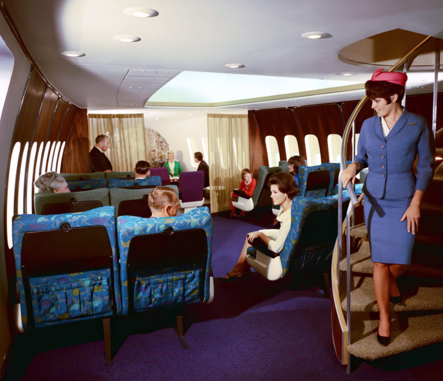 See what first class flights were like from the 1950s to the 1980s ...