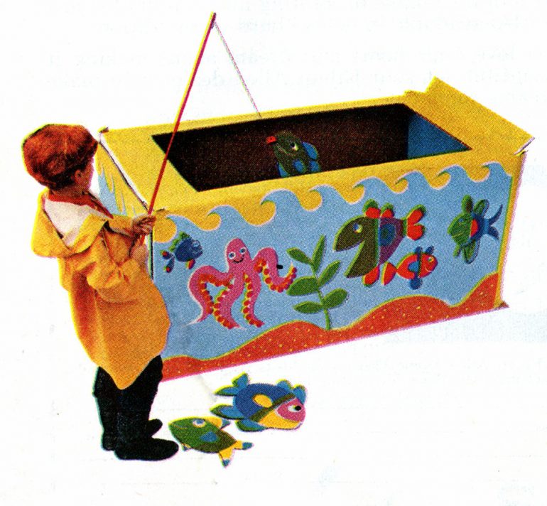 Cute DIY cardboard box fort & playhouse ideas from the 60s - Click ...