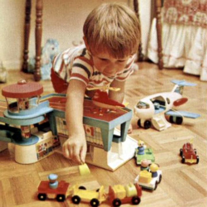 See vintage Fisher-Price Little People play sets & remember how much ...