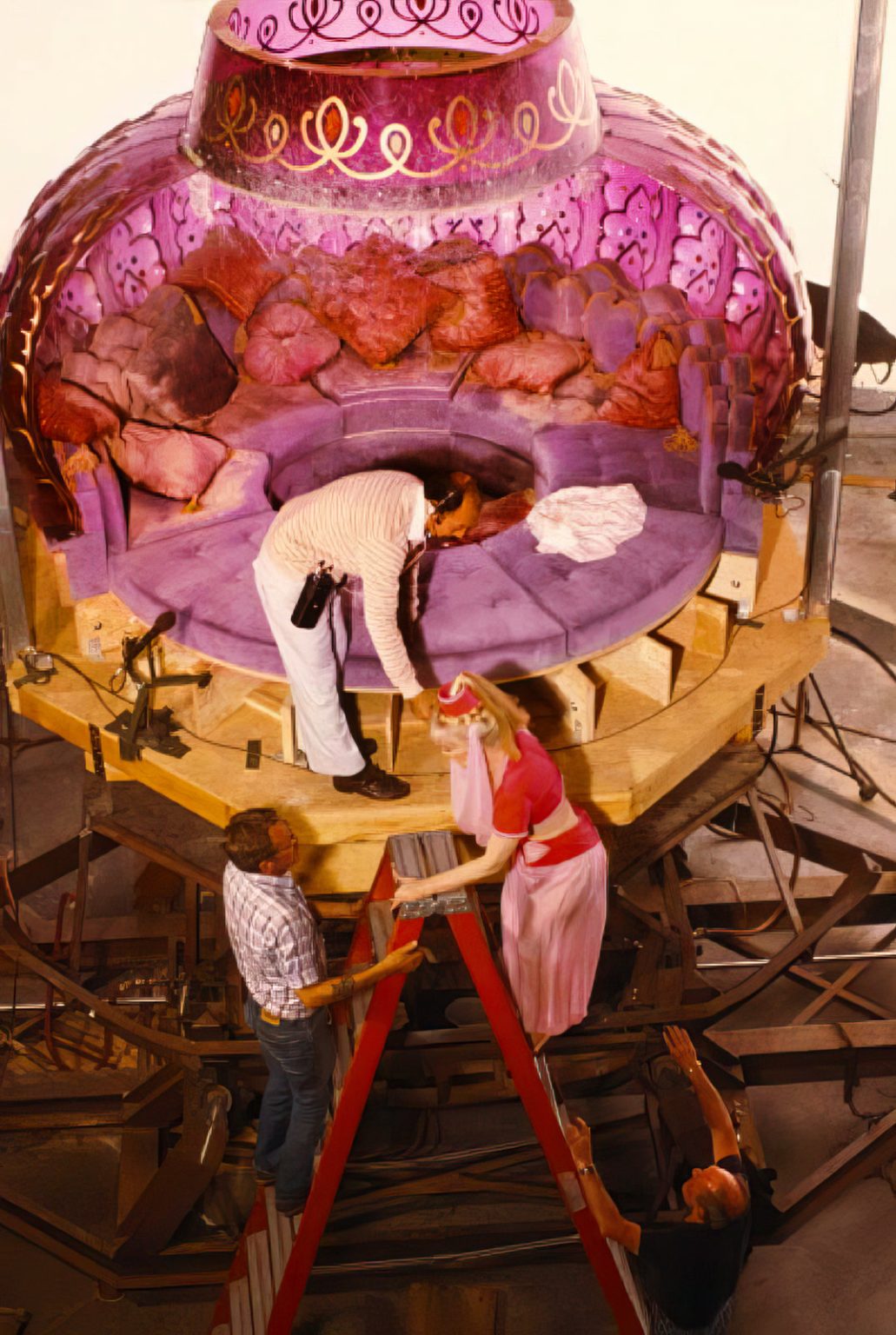 The I Dream of Jeannie bottle: TV magic with props, sets & special ...