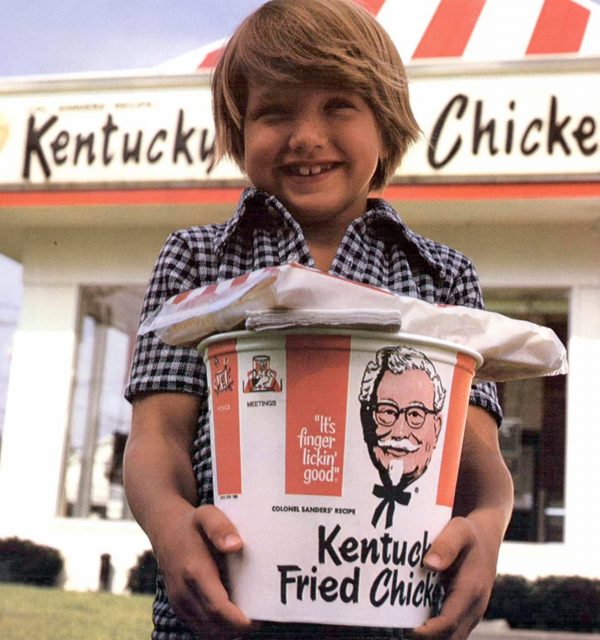 Old KFC: Colonel Sanders & the Kentucky Fried Chicken fast food chain's ...